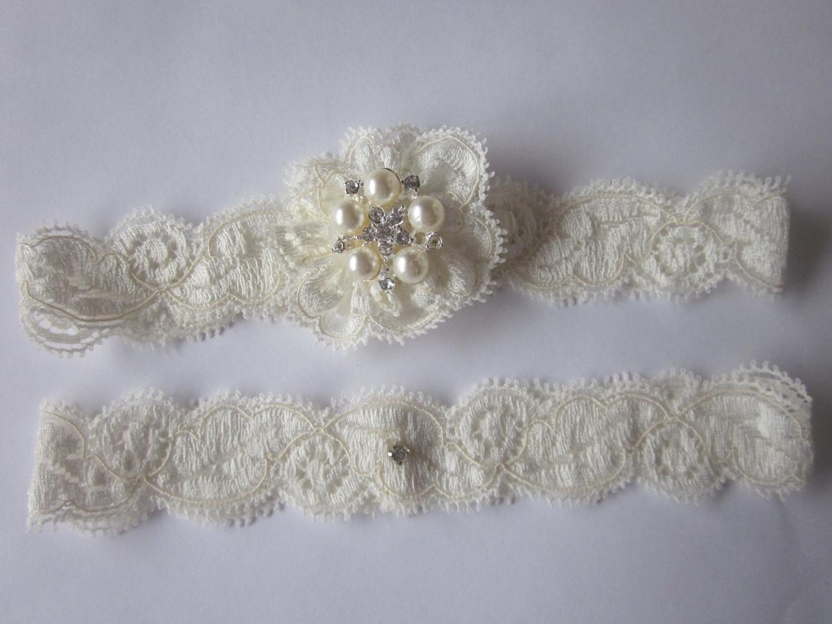 Ivory Garter Set / Wedding Garter - Simply Lace Bridal Garter Set on Luulla